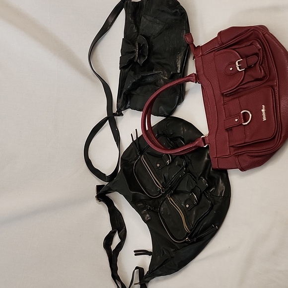 jcpenney | Bags | Multisac Burgundy Handbag W Two Black Hobo Bags ...